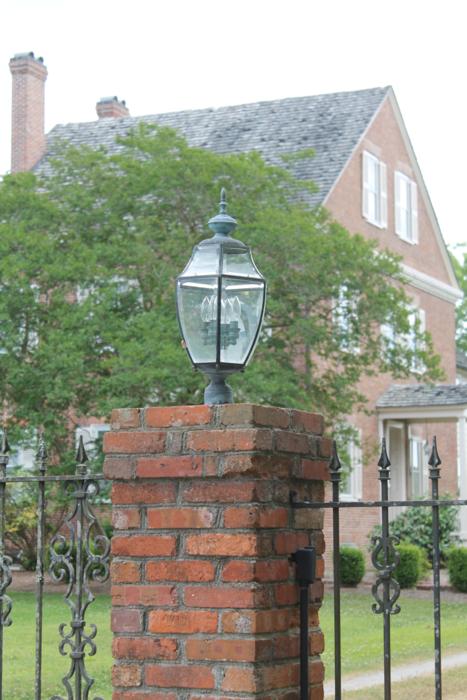 Landscape Walls > BRICK GALLERIES