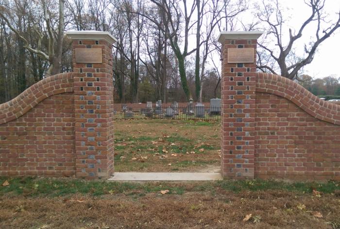 Landscape Walls > BRICK GALLERIES