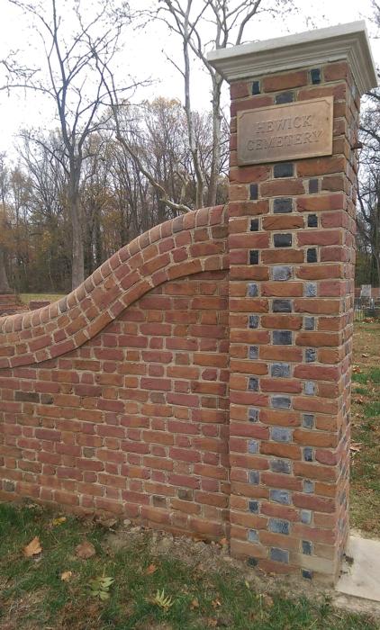 Landscape Walls > BRICK GALLERIES